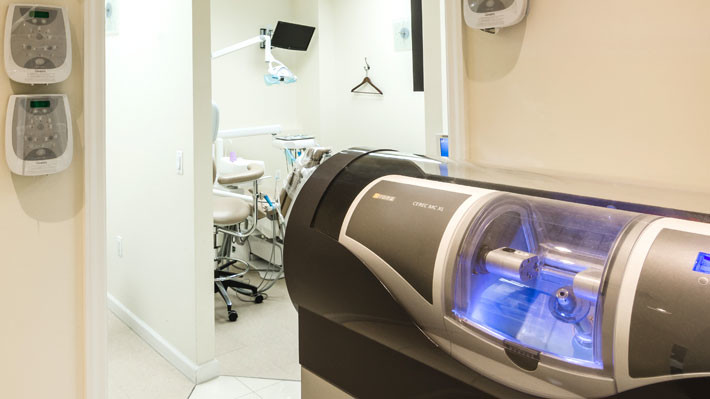 CEREC machine at Ebenezer DentalCEREC machine at Ebenezer Dental - Dr ...